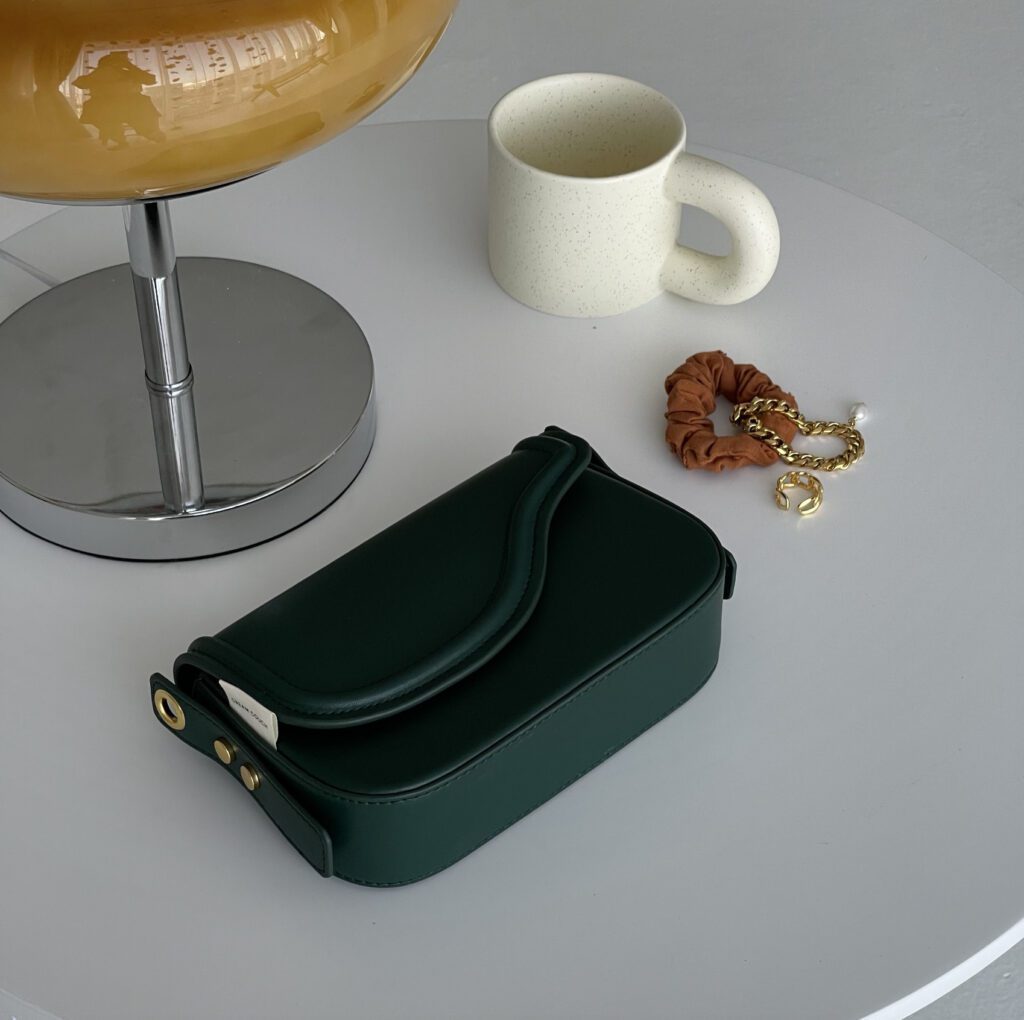 Products – Cream Couch