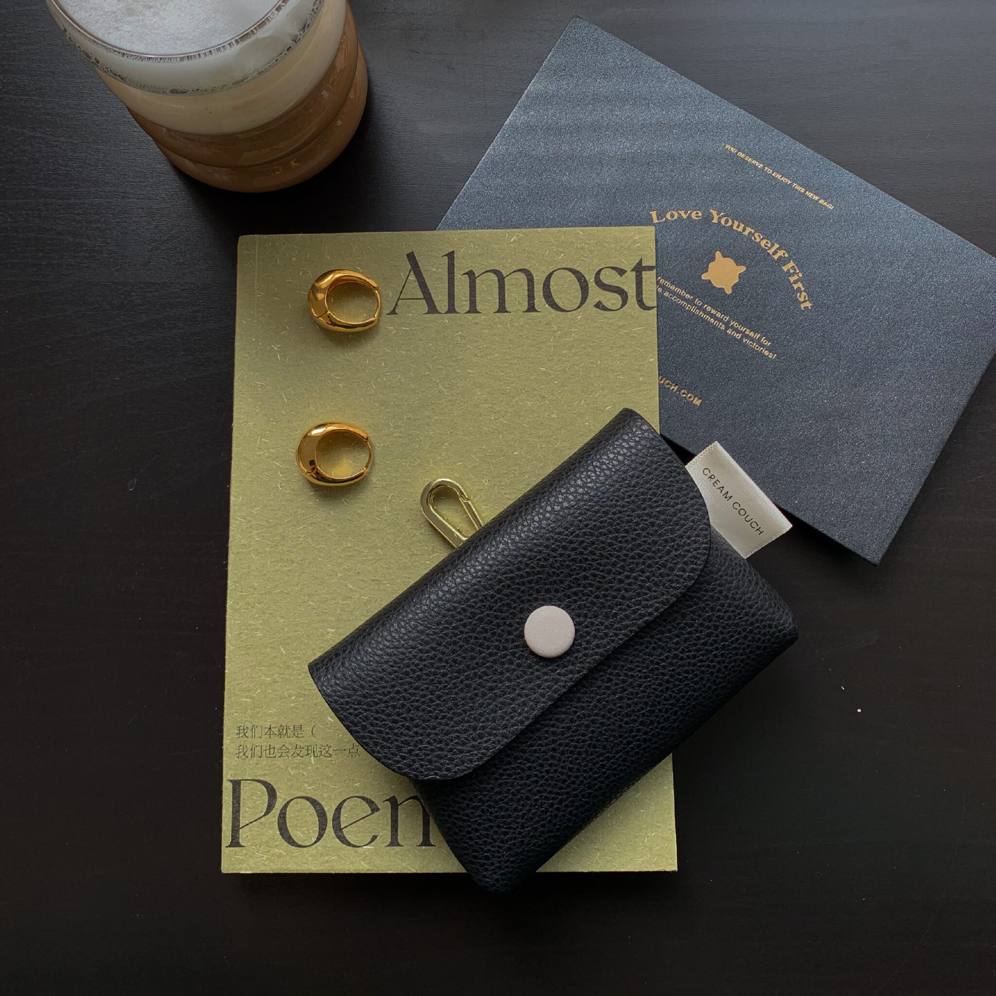 Cloud Signature Medial – Cream Couch