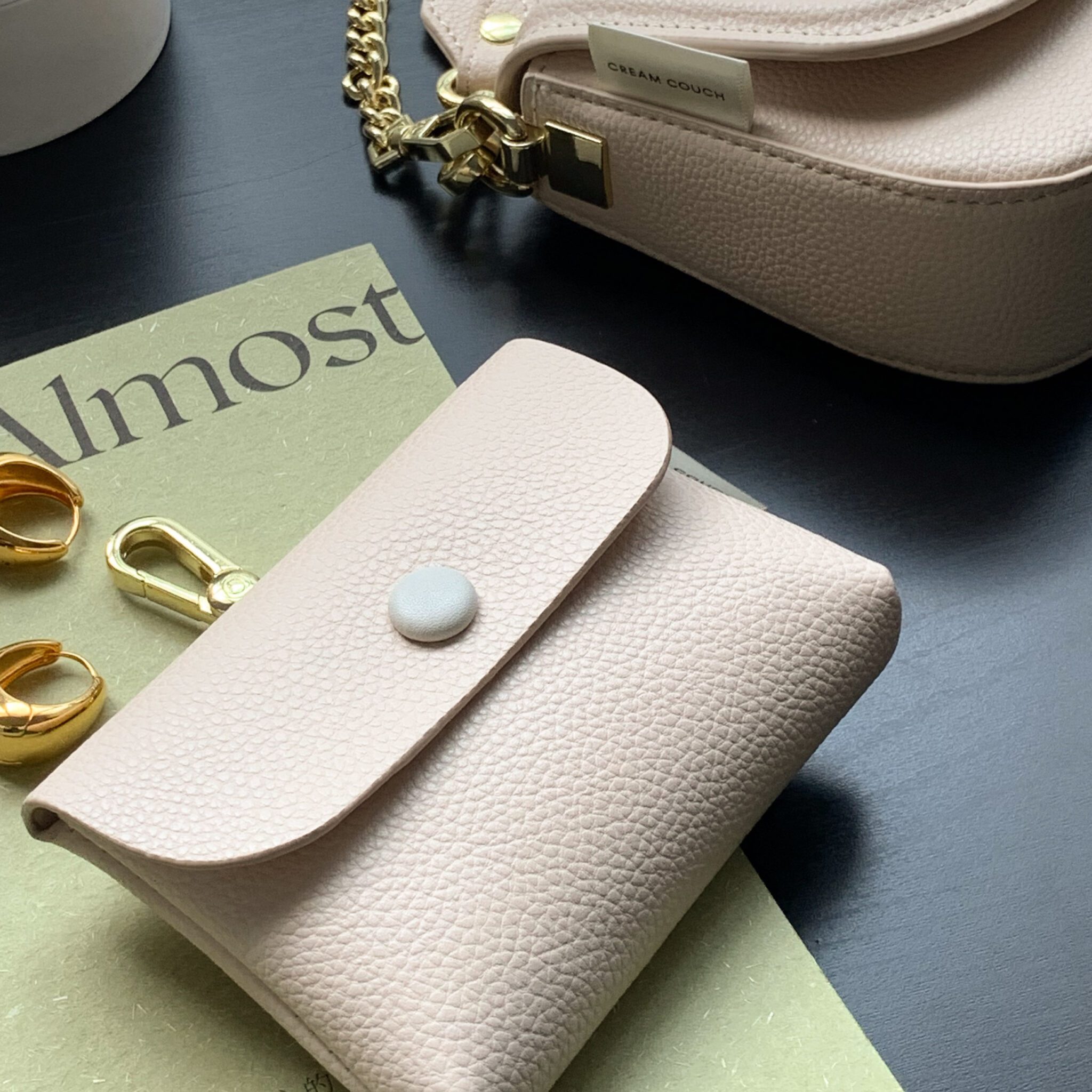 Signature Mini Pouch – Cream Couch