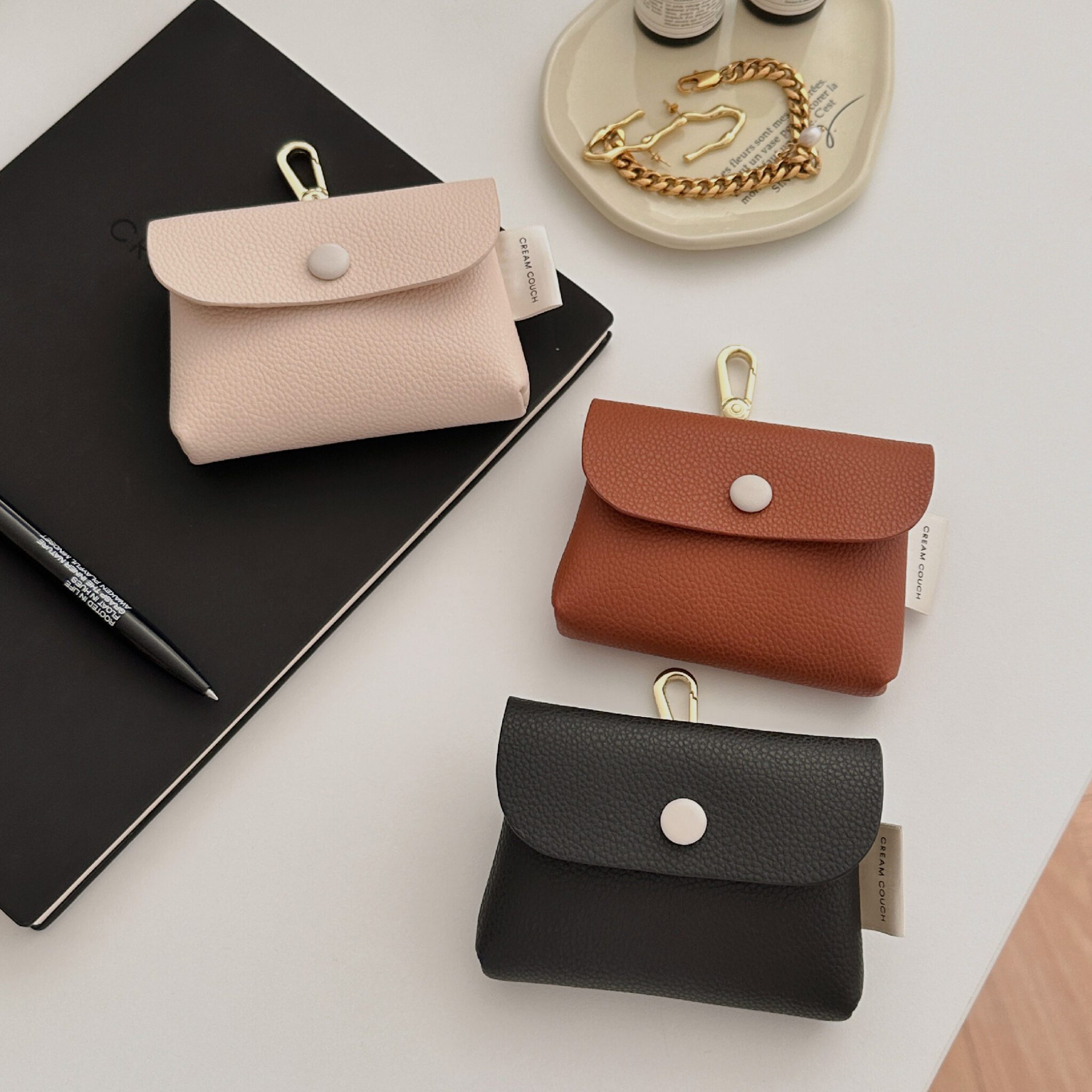 Signature Mini Pouch – Cream Couch