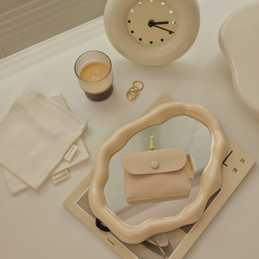 Signature Mini Pouch – Cream Couch