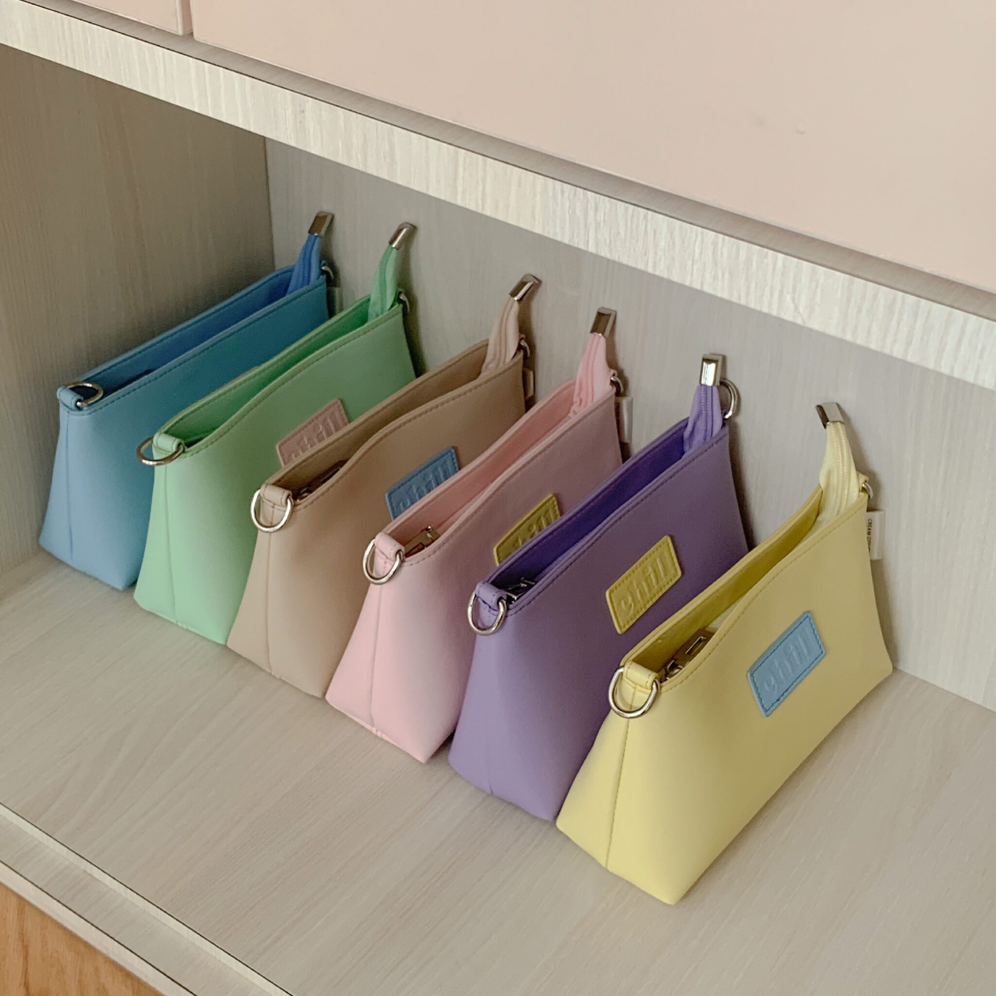 Mini Fluffy Cream 2.0 – Cream Couch