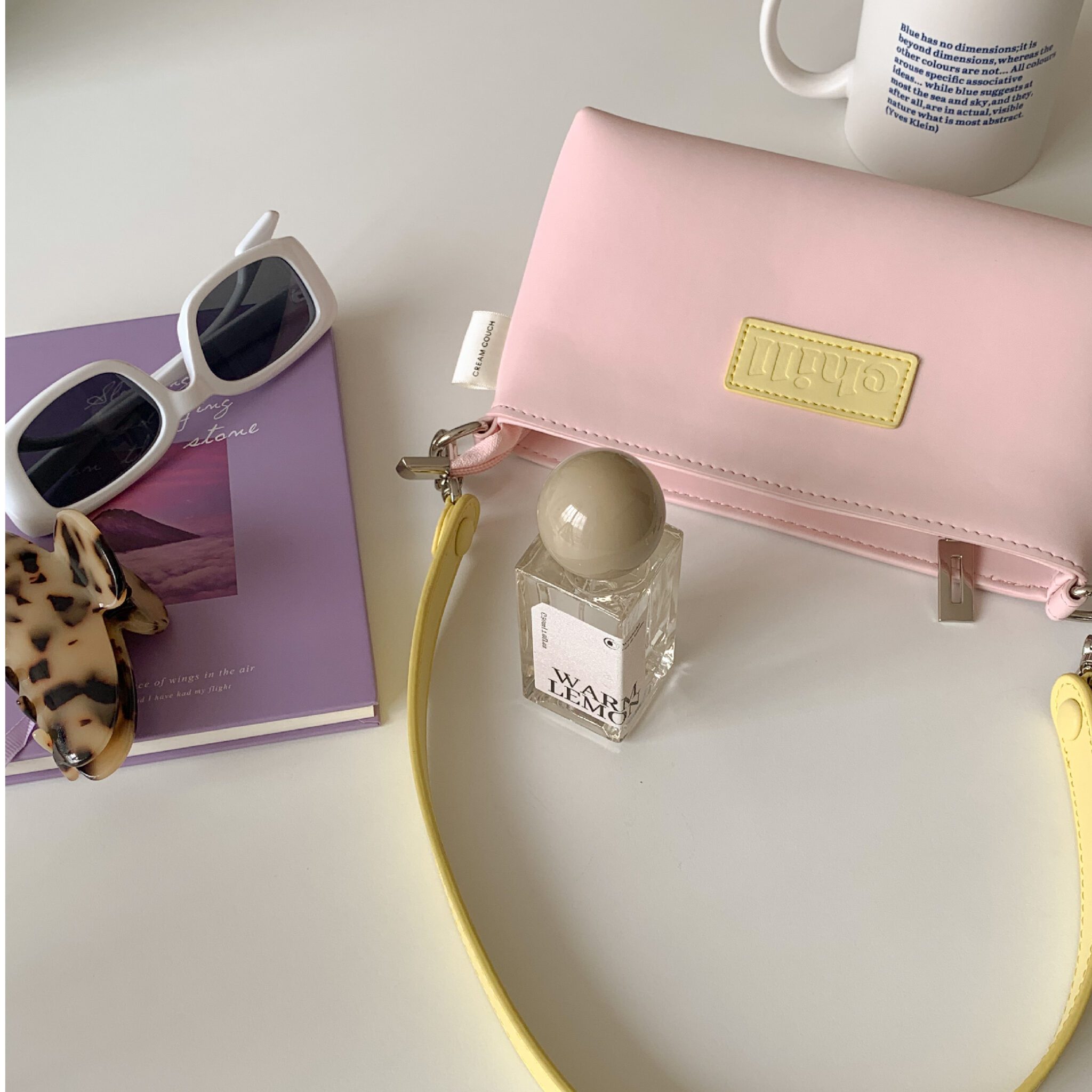 Mini Fluffy Cream 2.0 – Cream Couch