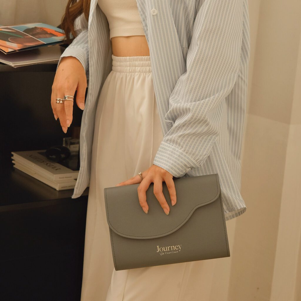 Classique Bundle Collections – Cream Couch